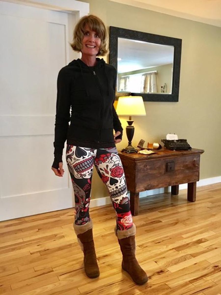 Beautiful tights. Very comfortable fabric. So many complements. Great ...