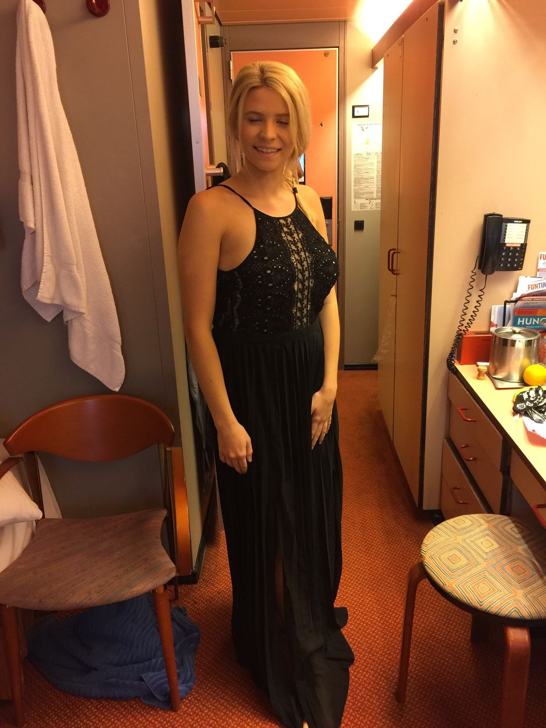 Loved This Dress The Back Of It Is Beautiful Too Wore It To Elegant Night On A Cruise Got loved-this-dress-the-back-of-it-is-beautiful-too-wore-it-to-elegant-night-on-a-cruise-got