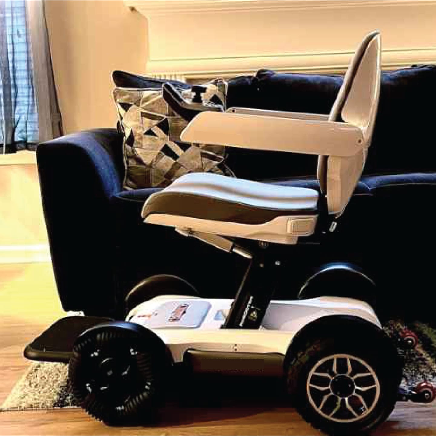 IQMobility ProMove: The Most Advanced a New Smart Wheelchair for ...